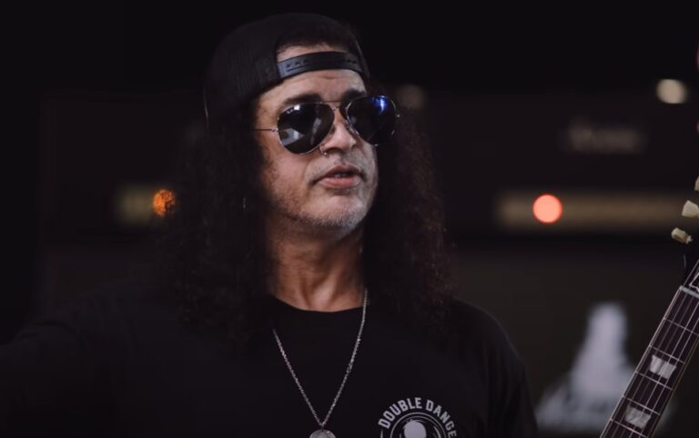 Slash Net Worth - Bio, Age, Height, Career, Relationships, Instagram 2023